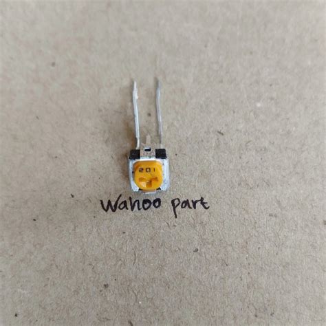Jual Trimpot Vr Variabel Resistor 201 200 Ohm Shopee Indonesia