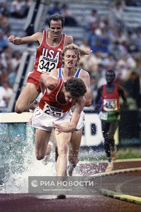 Бег с препятствиями РИА Новости Медиабанк