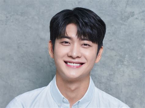 Kang Tae Oh Buka Akun Tiktok Langsung Viral