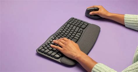 Logitech Dota De Una Forma Ondulada A Su Teclado Ergonómico Wave Keys Para Conseguir Una