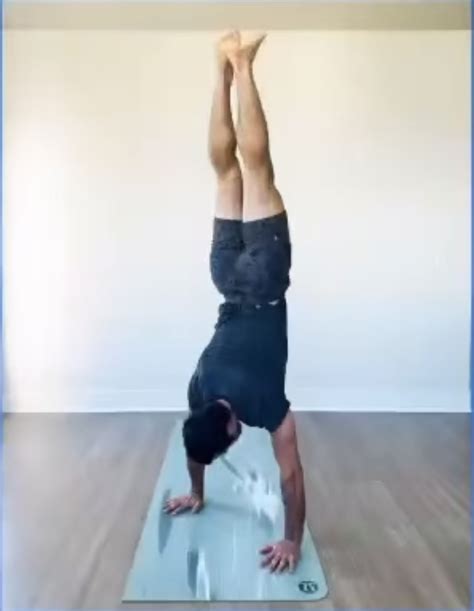 Daniel Labelles Feet