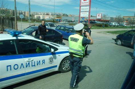 Пиян с камион се натресе в кола в центъра на Монтана