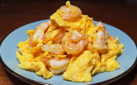 春天孩子长高的季节，我常做虾仁滑蛋，教你先炒鸡蛋还是先炒虾仁 哔哩哔哩