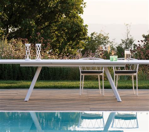 ΕΠΙΠΛΑ ΚΗΠΟΥ ΕΞΩΤΕΡΙΚΟΥ ΧΩΡΟΥ