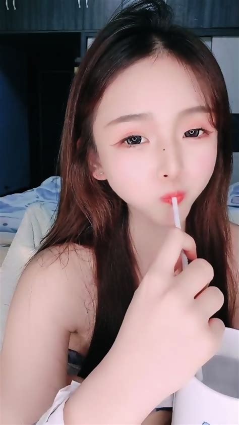 【小嫩妹】校花学生妹身材颜值爆表道具自慰狂喷水3 Eporner