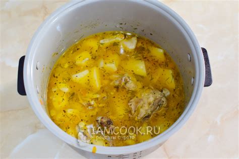 Куриные бедрышки в мультиварке с картошкой — рецепт с фото пошагово