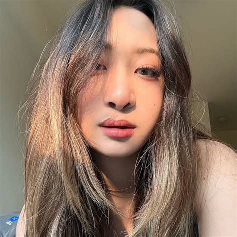 Sunn C • Threads Say More