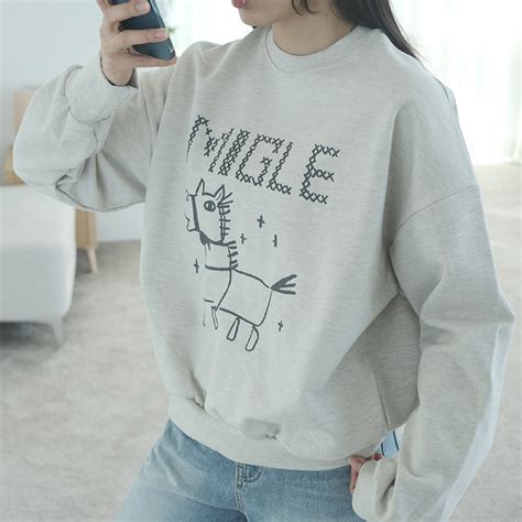 24ss 당일발송 미글 포니맨투맨 3color 데일리템 편한 기본핏 맨투맨 고급원단 국내제작 오버핏 맨투맨 봄맨투맨