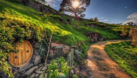 ¿quieres Vivir Como Un Verdadero Hobbit De La Comarca Malatinta Magazine