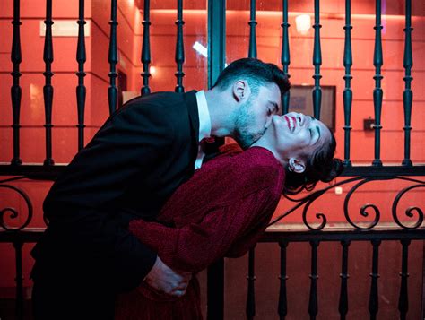 How To Have Sex In The Street