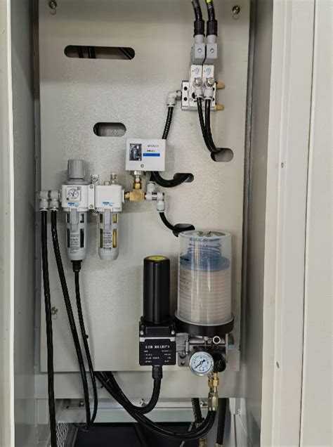 Vertical Machining Center Blin Bl B1580 Skio Macchine Skio Macchine Cnc Precision