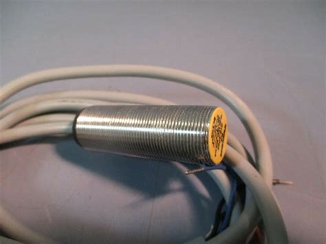 Turck Inductive Proximity Sensor Bi5 G18 Ap6x 7m Nwob Lot Of 2 Etech Surplus