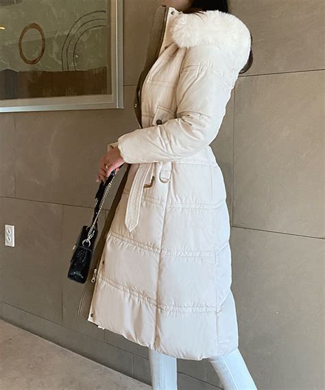 [주문폭주 당일발송]시그니처 배색 벨트 후드 퍼 롱패딩 점퍼 아이보리 블랙 에이블리