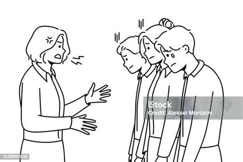 분노한 사업가가 스트레스를받는 직원들에게 소리 쳤다 Workers Party에 대한 스톡 벡터 아트 및 기타 이미지 Workers Party 격노한 경영자 Istock