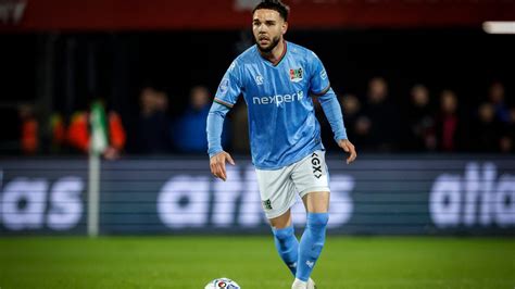 Calvin Verdonk Bek Gahar Timnas Indonesia Yang Curi Perhatian