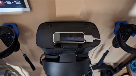 Leap Motion Simple Non Intrusive Vr Headset Mount V2 By Matty3d Download Free Stl Model