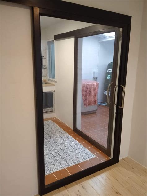 ส่งผลงาน ชุดประตูบานแขวนสีดำ 🧲ประตูเสีย🖼ล้อฝืด🛠กระจกร้าว🎲กาวร่อน🚪กลอนหัก🏢บานพับโยก 🏗โช๊คสะดุด 🧱