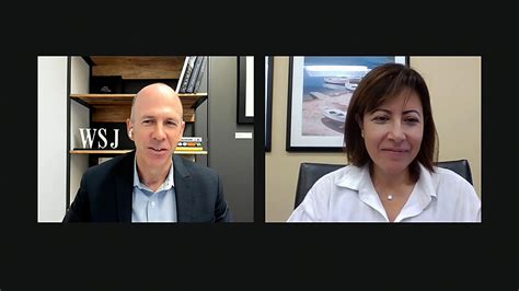 Leading Data Driven Business Transformation