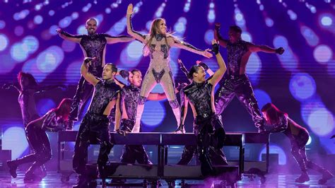 Jennifer Lopez Opening The American Music Awards Felt Like A Preview Of Her Forthcoming Las