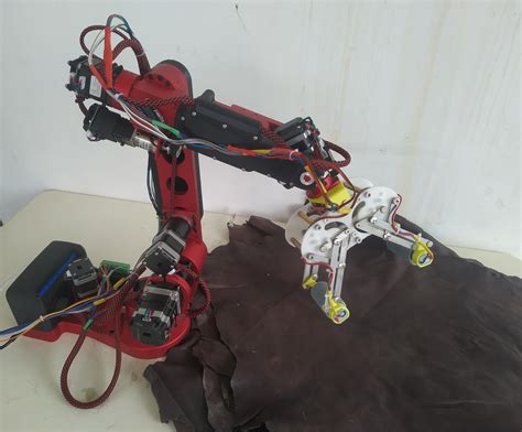 Ms A Versatile End Effector For Grabbing And Spreading Of Flaky Deformable Object Manipulation