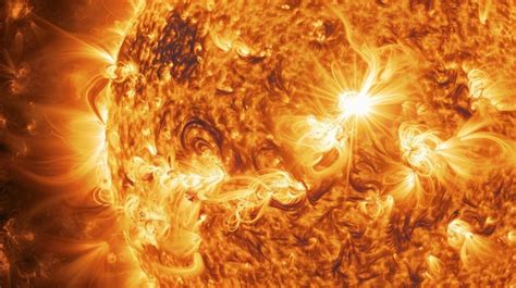 Premium Photo Sun Closeup Shows Magnetic Fields And Solar Flares