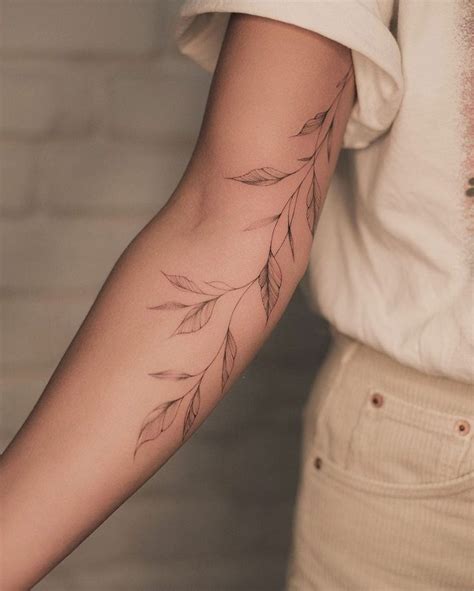 Leaves Tattoo Around Arm Tattoo Tattoos For Women Tattoos