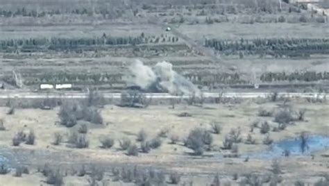 Харківські гвардійці знищили боєкомплекти росіян на Бахмутському напрямку Кадри операції