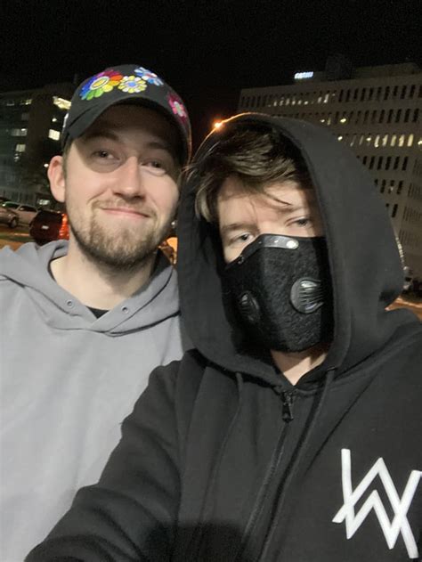 Wts 2 Tickets For 1124 Ralanwalker