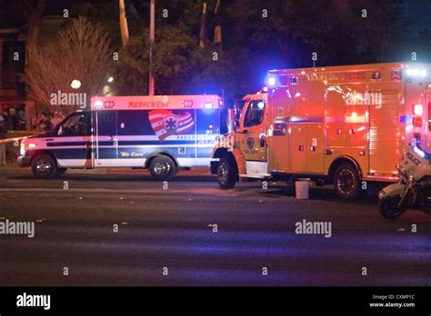 Las Vegas Nv Usa February 28 Collision Of 2 Cars On Sahara Road At