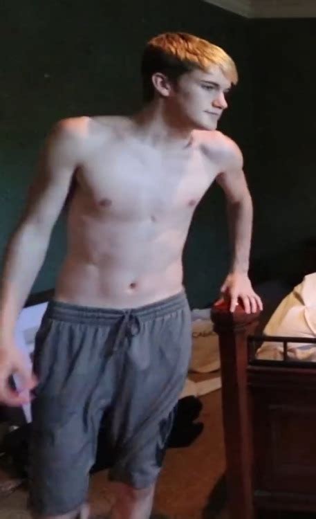 Celebritybulgepatrol Tumblr Com Tumbex