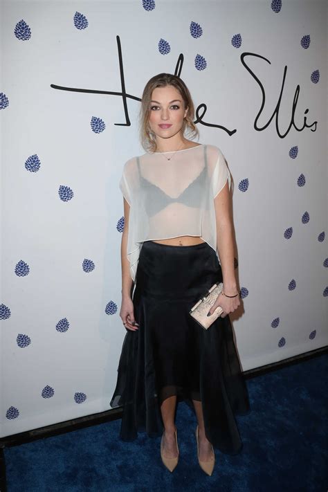 Lili Simmons