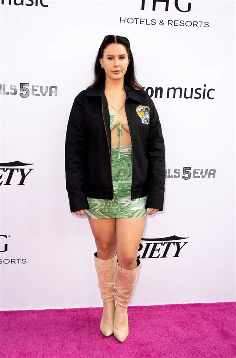 Lana Del Rey Flaunts Fat Legs And Big Tits At Variety Hitmakers Event