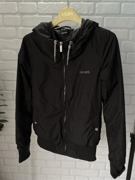 Куртка Bench — ціна 400 грн у каталозі Куртки Купити жіночі речі за доступною ціною на Шафі