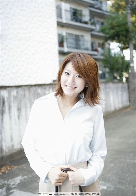 日本美女麻美由真图片其他海报 图行天下素材网