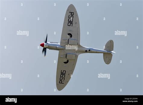 1940 Raf Ww2 Supermarine Spitfire Fotos Und Bildmaterial In Hoher