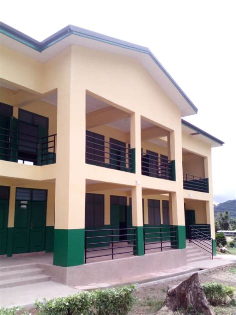 Govt Constructs 12 Unit Classroom Block For Kwahu Ridge Senior High
