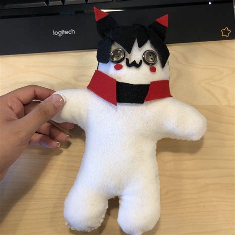 Aaron Plushs Instagram Facebook And Youtube On Idcrawl