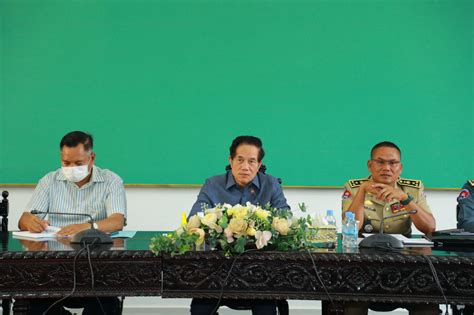 ឯកឧត្ដម ឃួង ស្រេង អភិបាលរាជធានីភ្នំពេញ