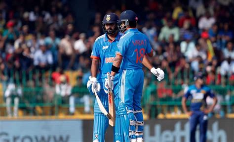 Kal Kohli Ka Record Aaj Rohit Ka Fans React To Rohit Sharma