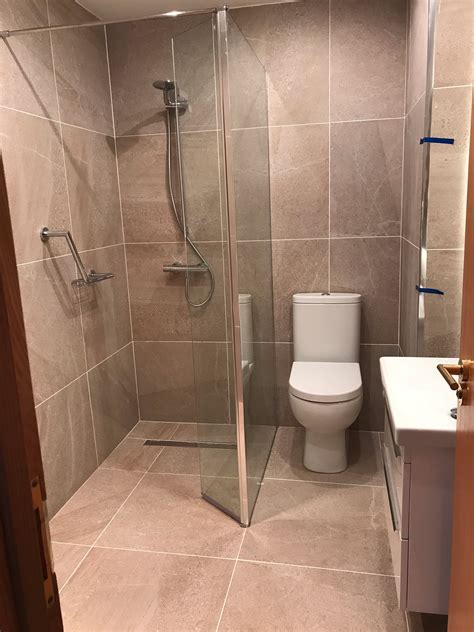 Smallest Ada Bathroom Layout With Shower Ziktrace