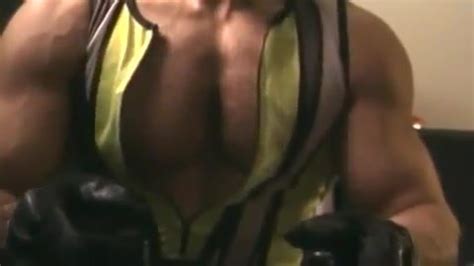 Pecs Bouncing So Fast Thisvid Com