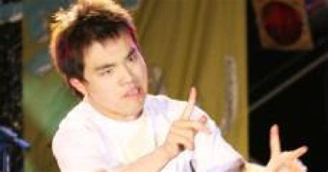 쫄쫄이 바지 입고 추는 코믹댄스