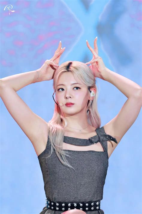 Itzy Lia Rkpoparmpit