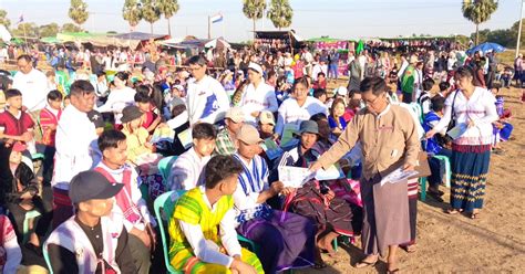 အိမ်မဲမြို့နယ် ကရင်နှစ်သစ်ကူးနှင့်ကောက်သစ်စားပွဲတော်တွင် မဲပေးခြင်းအက