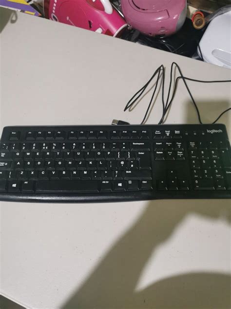 Logitech Keyboard Computers And Tech Parts And Accessories Computer Keyboard On Carousell