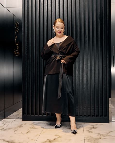 Женственный образ для плюс сайз Стиль пышных девушек Ночной стиль Вечерние образы