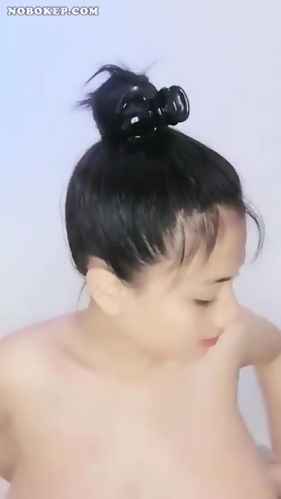 Bokep Indo Dinda Toge Montok Squirt Omek Eporner