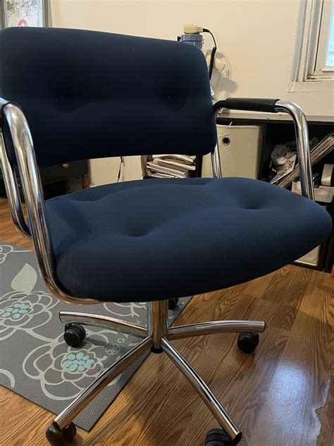 Adjusting Height On A Vintage Steelcase Early 1990s Rofficechairs