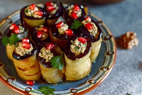 The Hirshon Georgian Eggplant With Garlic And Walnuts ბადრიჯანი ნიგვზით The Food Dictator