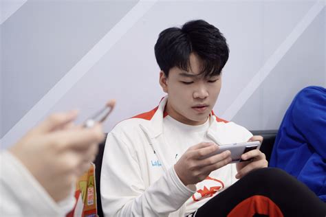 E星弃将入选周最佳，二队射手也被租借至k甲，易峥已没有替补 王者荣耀官方网站 腾讯游戏